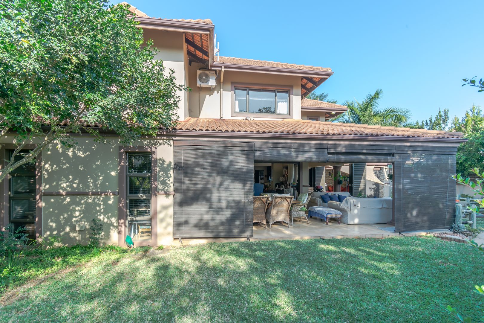 4 Bedroom Townhouse For Sale in Izinga Ridge | RE/MAX™ of Southern Africa