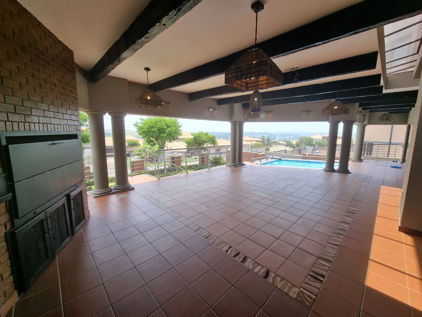 6 Bedroom House For Sale in Bankenveld Golf Estate | RE/MAX™ of ...