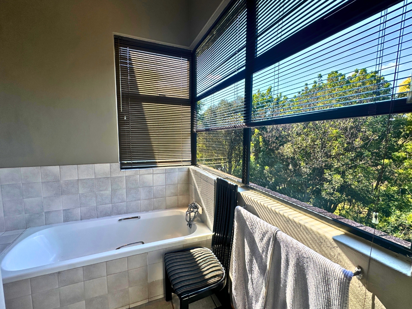 3 Bedroom House To Rent in Waterkloof Ridge by REMAX